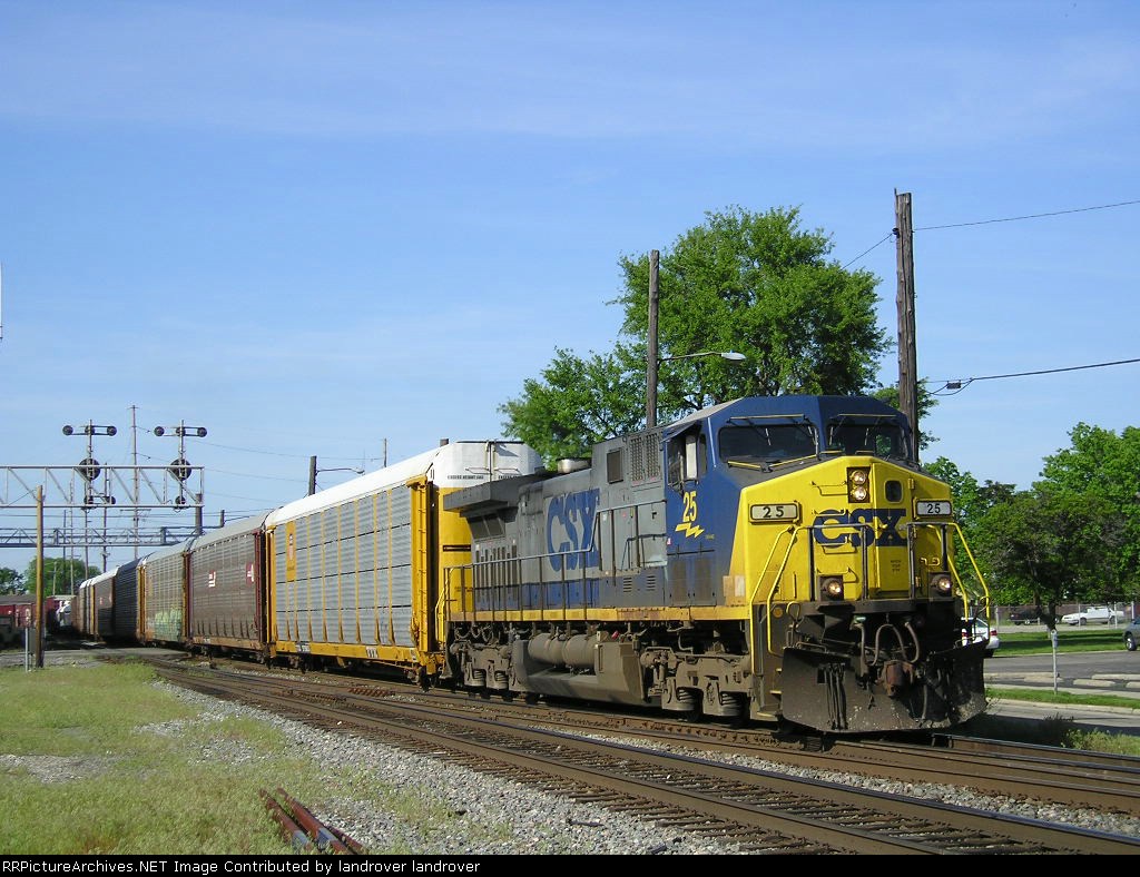 CSXT 25 On CSX Q 339 Southbound